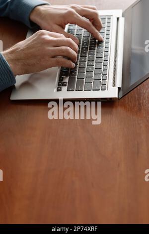 typing courses laptop keyboard improve training Stock Photo - Alamy