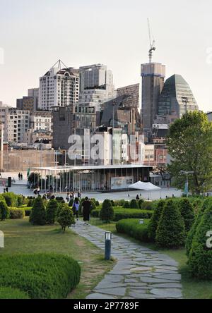 Exterior view of The School of Design and Environment, National ...
