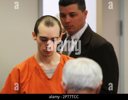 Steven Spader arrives in Hillsborough County Superior Court in Nashua ...