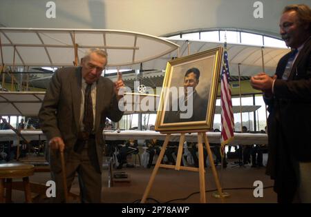 Donald Douglas Jr., whose father founded Douglas Aircraft, signs ...