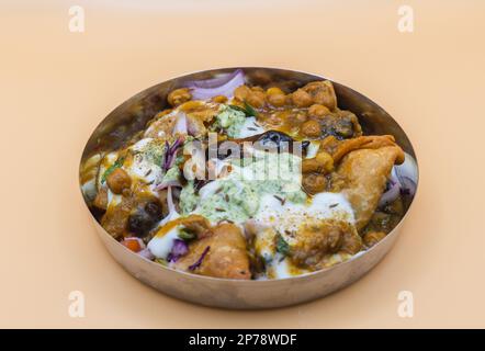 Samosa Chaat: Indian Pakistani Street Food Vegetarian Snack. Made with ...
