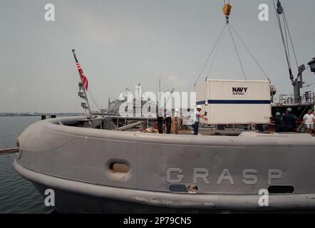 US Navy Remotely Operated Vehicle (ROV Stock Photo - Alamy