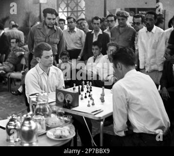 Cuban revolutionary and former right hand man of Fidel Castro, Ernesto ...