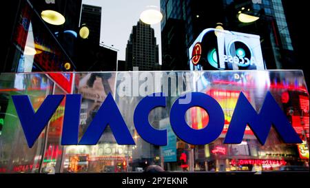 Paramount Pictures Logo 2005