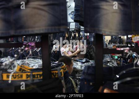 Life in Chengdu, Sichuan, the largest city in south west China Stock ...