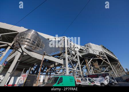 Smith-9 Streets Subway Station is placed on Elevated Railway track in ...