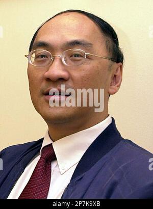 Mr Alan Chan Heng Loon, Group President of Singapore Press Holdings ...