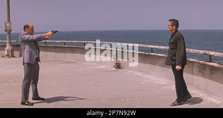 Robert Duvall & Michael Douglas Film: Falling Down (USA/UK/FR 1993 ...