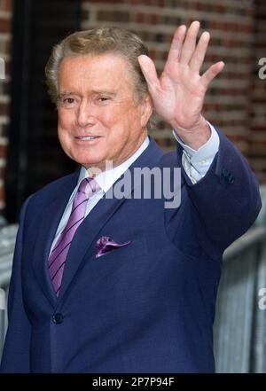 Regis Philbin 'The Late Show with David Letterman' at the Ed Sullivan ...