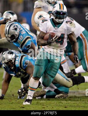Carolina Panthers' Damione Lewis (92) and Kansas City Chiefs' Damon ...