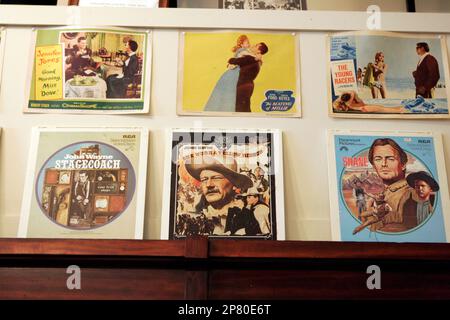 Stars: ERROL FLYNN Stock Photo - Alamy