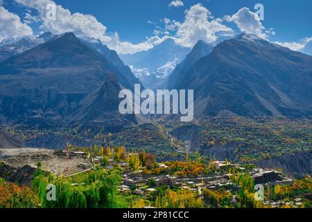 The Fort is set amidst the Hunza and Nager Valleys, which are on either ...