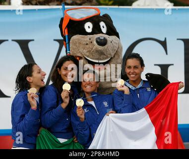 From left Italian team swimmers Alice Carpanese, Flavia Zoccari, Erica ...