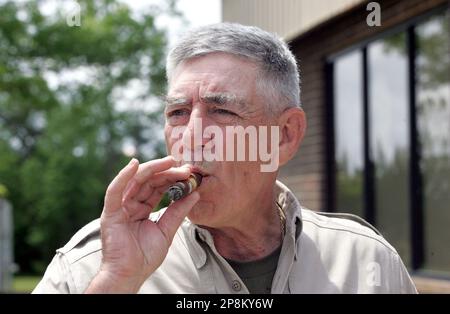 Retired Gunnery Sgt. R. Lee Ermey of "Full Metal Jacket" fame gives ...