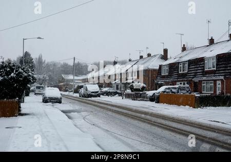 Housing in snowy weather, Warwick, Warwickshire, UK Stock Photo - Alamy