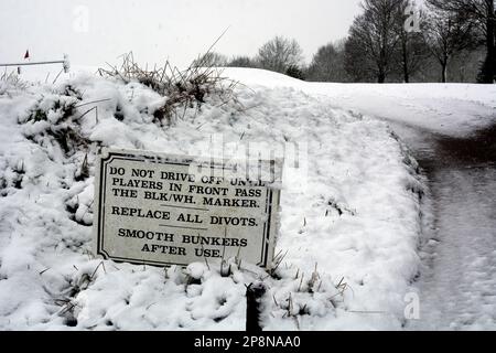 Warwick Golf Course in snowy weather, Warwickshire, England, UK Stock ...