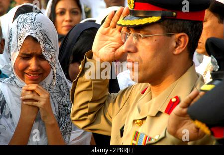 Dhaka Banani Graveyard Stock Photo - Alamy