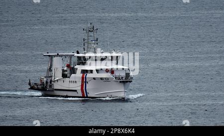 The research and survey vessel Alfred Merlin arrives at the French ...