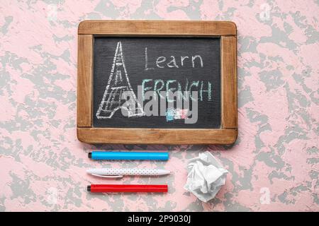 Immigration text on grunge paper Stock Photo - Alamy