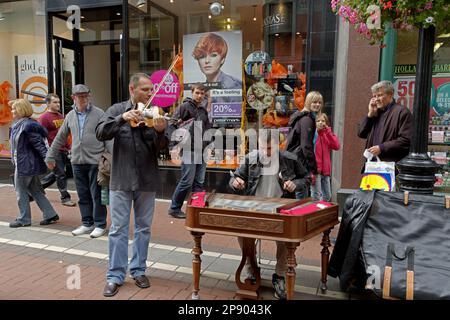 Everyday Life In Ireland Stock Photo - Alamy