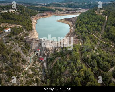 Els Guiamets reservoir almost dry during the 2022-23 drought (Priorat ...