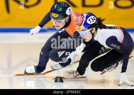 SEOUL, KOREA - MARCH 10: Gilli Kim of Korea competing on the Women's ...