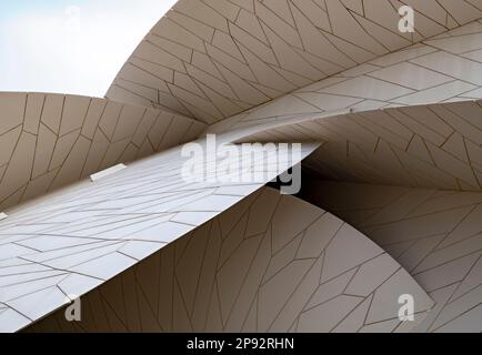 Architectural detail, National Museum of Qatar building, Doha Stock ...