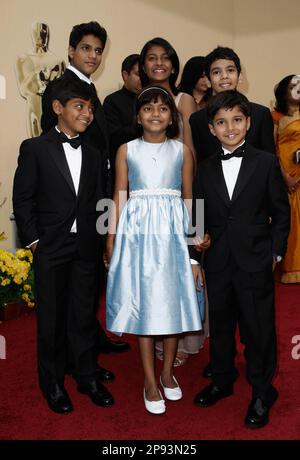 TANVI GANESH LONKAR, SLUMDOG MILLIONAIRE, 2008 Stock Photo - Alamy