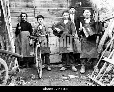 South Tyrolean people from the Ulten Valley around 1930 to 1950, man ...