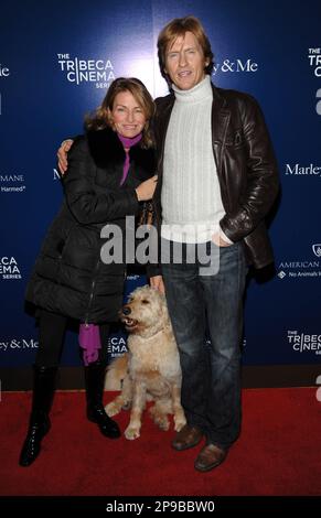 Ann Leary and Denis Leary with their dog Daphne and their daughter ...