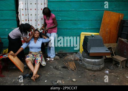 Ghana, Accra, in the Sodom and Gomorrah slums Stock Photo - Alamy