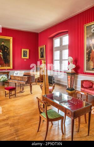 Chateau D'Amboise interior, Amboise France - the Orleans-Penthievre ...