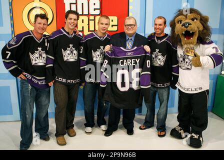 THE DREW CAREY SHOW, (from left): Katy Selverstone, Drew Carey, 'Break ...