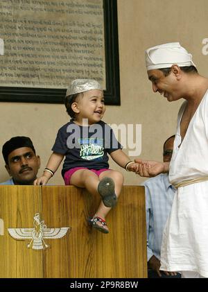 A Parsi Priest Stock Photo - Alamy