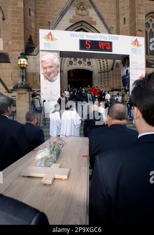 Casket with body of Blessed Pope John Paul II and Pontifical Swiss ...