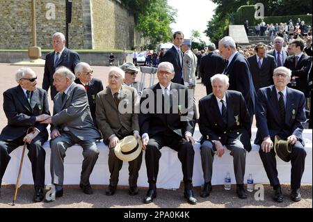 FRENCH RESISTANCE PARIS FRANCE WW2 Heroic Brave Paris Partisans French ...
