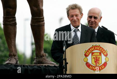 The new Manchester United 'Holy Trinity' statue is unveiled at Old ...