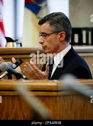Dina Matos McGreevey testifies during her divorce trail against former ...