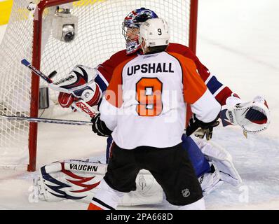 Philadelphia Flyers' Scottie Upshall scores on Montreal Canadiens ...