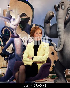 HORTON HEARS A WHO!, Horton (left, voice: Jim Carrey), Kangaroo (right ...