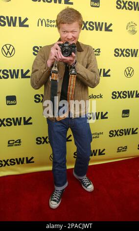 Jesse Plemons arrives at the premiere of "Love and Death" on Wednesday ...