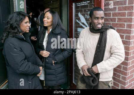 SANAA LATHAN, A RAISIN IN THE SUN, 2008 Stock Photo - Alamy