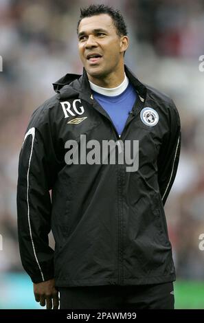 SOCCER Gullit file 2 Stock Photo - Alamy