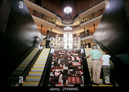 Escalators in luxury hotels Stock Photo - Alamy