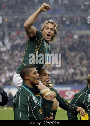 South African fullback Percy Montgomery takes a kick at goal during the ...