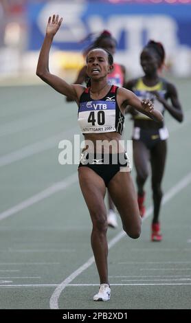 Ethiopia's Meseret Defar wins the Women's 5000m at the London Olympics ...