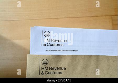 HM Revenue & Customs letter and envelope Stock Photo - Alamy