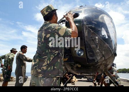 Philippine Air Force pilots and personnel march during a parade-in ...