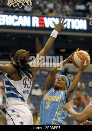 Washington Mystics' Nakia Sanford (43) looks for the basket as Chicago ...