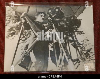 Charlie Chaplin Photograph, 1925 Stock Photo - Alamy